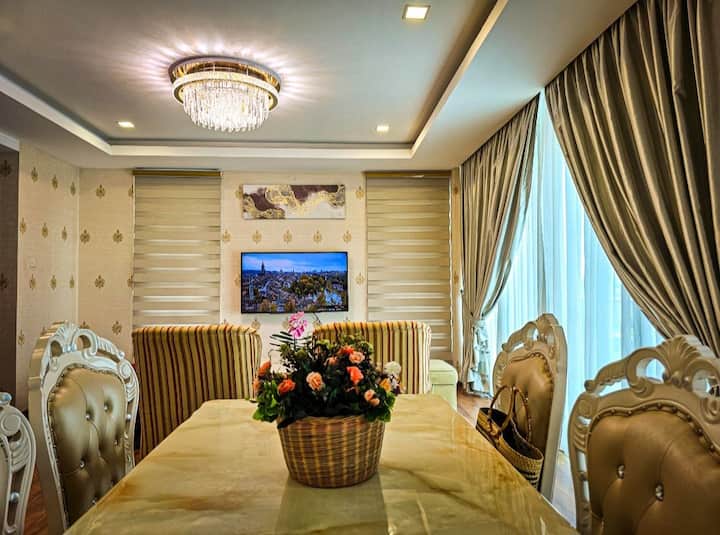 Loft V @ Jazz 1 Vivacity Megamall (1freeparking) - Kuching