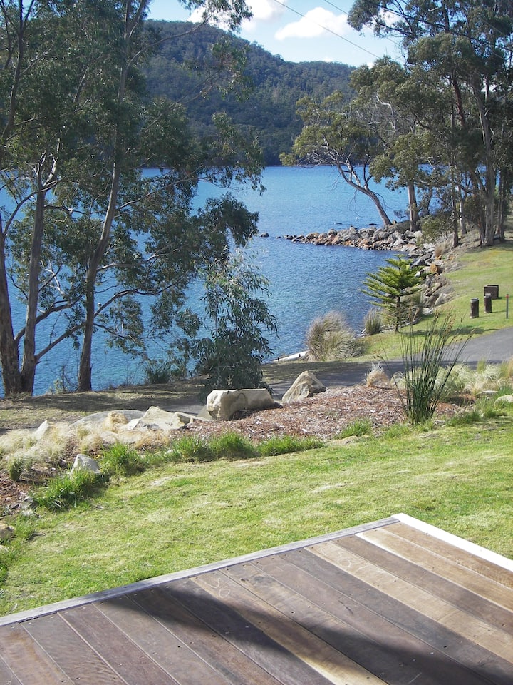 Relaxing Water Views - Eaglehawk Neck