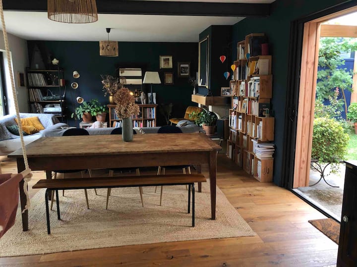 Belle Maison Rénovée Avec Jardins Et Patio - Angers