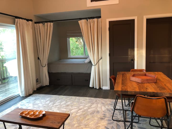 Modern Napa Hillside Guesthouse, 30 Day Min. Lease - Yountville, CA