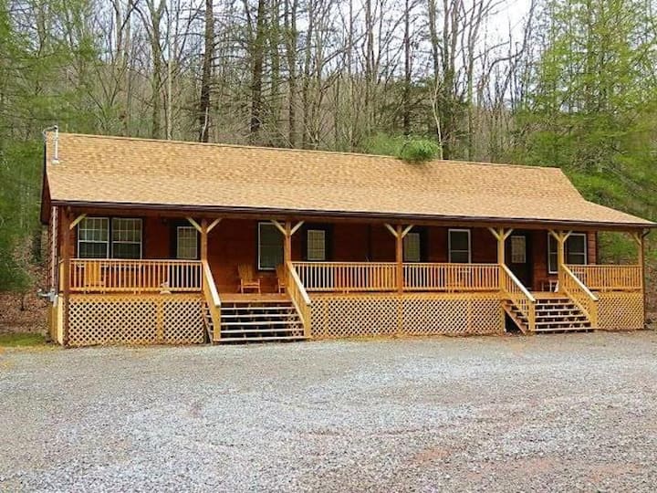 The Jungle Studio Unit @ Elk Springs Resort - Kumbrabow State Forest, Huttonsville