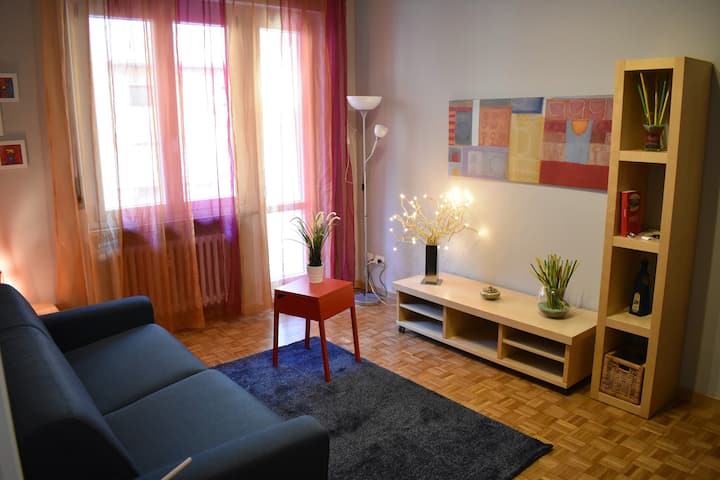 Casa Nora- Cosy Flat With 2 Bright Bedrooms - Turin