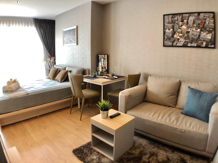 Stunning City View Perfect 1 Bed Close To Bts, Bkk - Bangkok