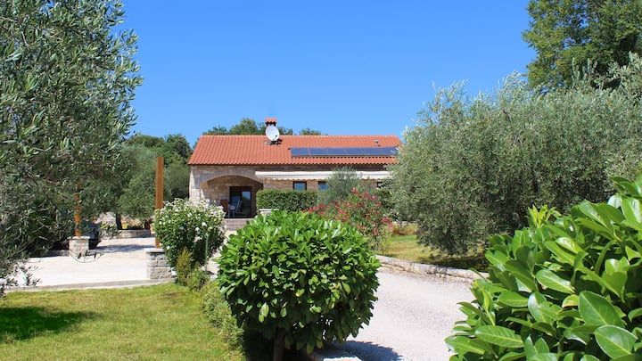 Peace And Quiet Sistak House With A Lovely Garden - Rovigno