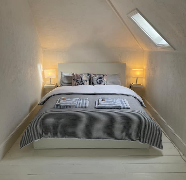 4 Bed Family House Minutes From The Beach - Mudeford