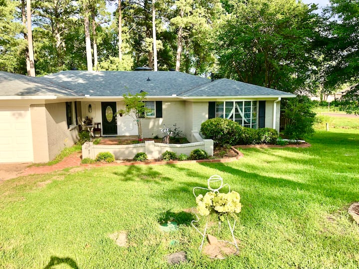 Zzz@flowers , Crewz, Familyz, Petz & Fun - Tyler, TX