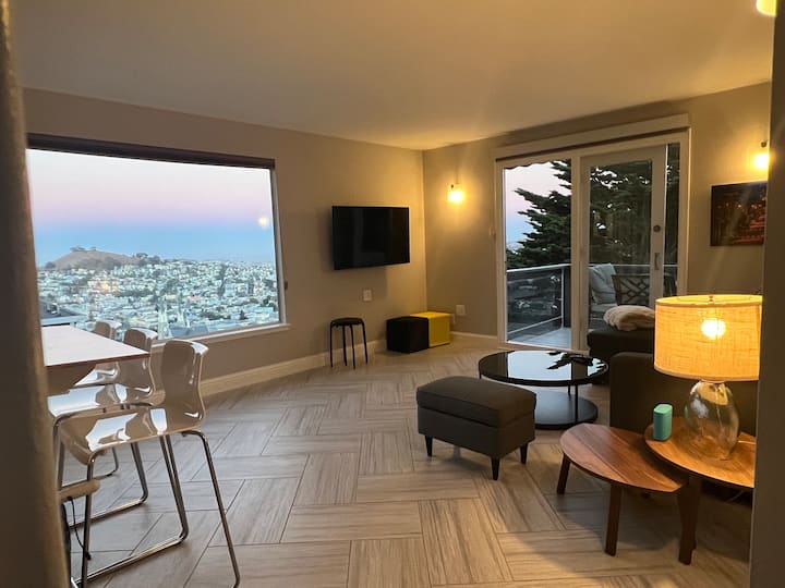 Spacious 1br W/ Panoramic Views And Terrace - San Francisco, CA
