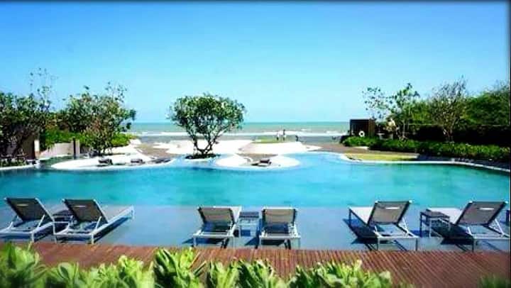 Charming Lux 2br Beachfront Condo Free Scooter Use - Cha-am