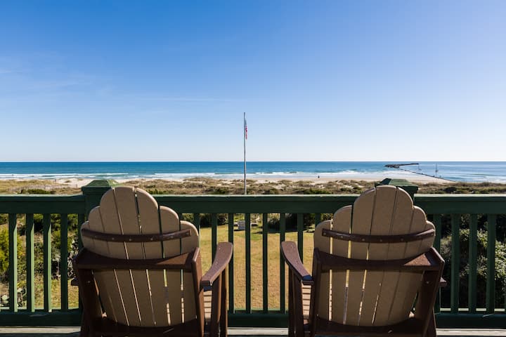 Tranquil Oceanfront Retreat On The Beach - Wrightsville Beach, NC