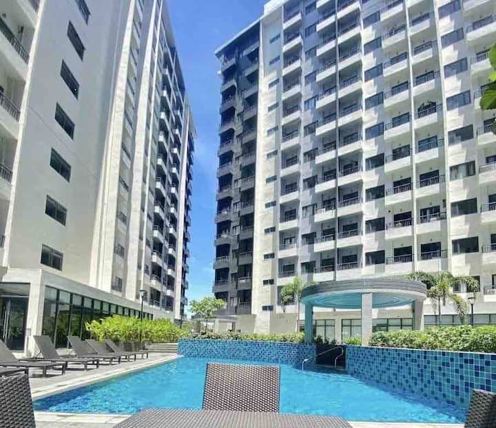 Cozy 2br Unit In Spring Residences Bicutan - Parañaque