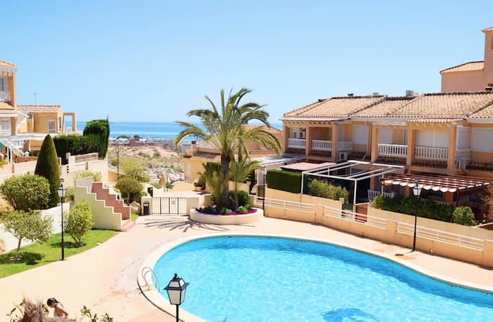 Piscine,soleil,plage,wifi,restos,visites ! Le Top! - Santa Pola