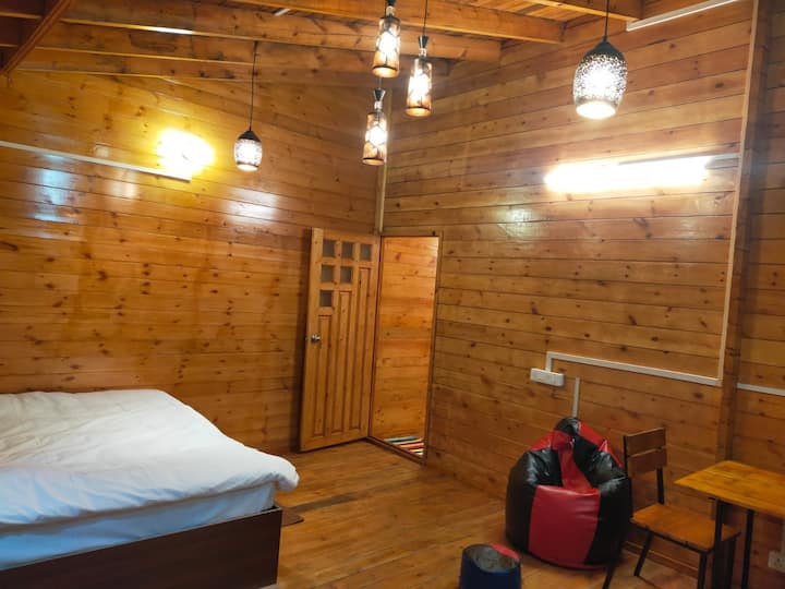 Cabin Up In The Mountains - Kodaikanal