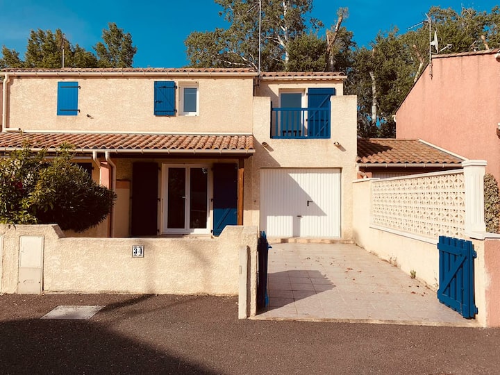 Villa De Plage - Vias