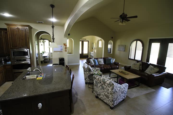 5-star Private Luxurious Golf Villa - Laurel Mountain Ranch - San Antonio