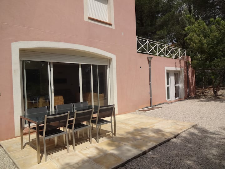 Appartement T3 Dans La Pinède à 15 Mn D'aix - La Fare-les-Oliviers