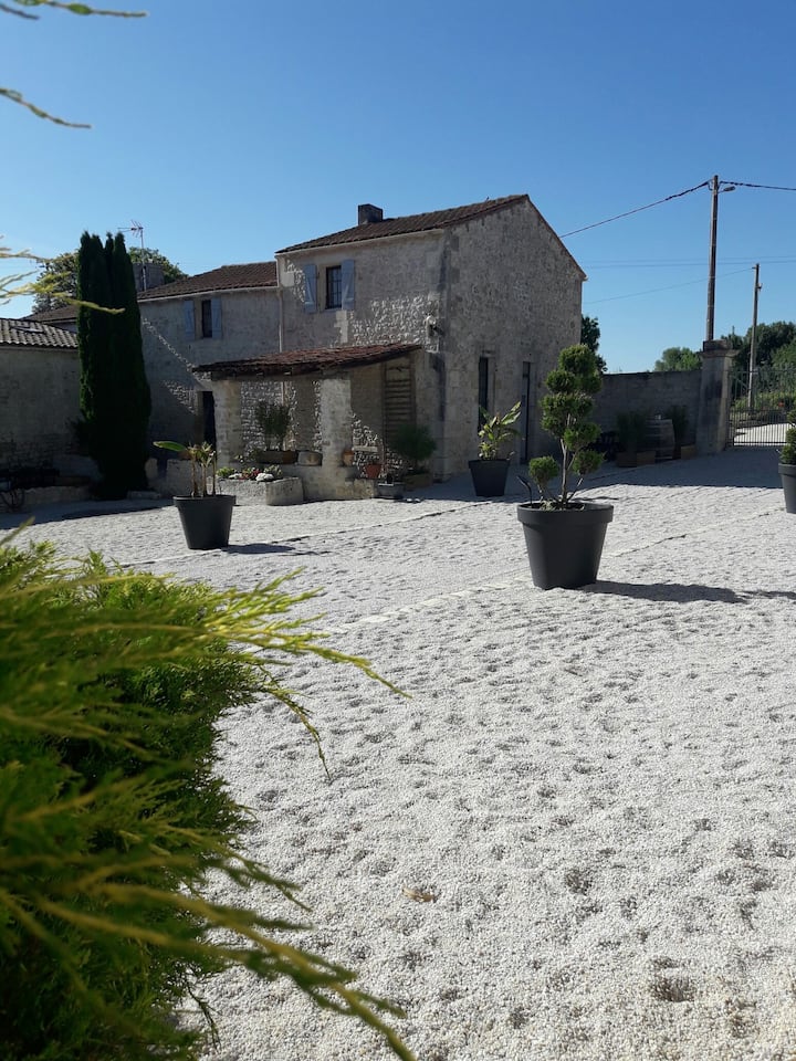 Gîte De Groupes - Charente-Maritime
