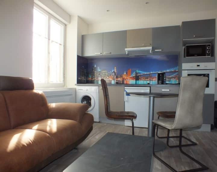 Appartement Contemporain Et Lumineux - Châteauroux