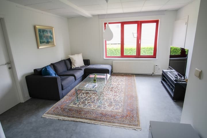Cosy Double Bed Room In Wezembeek-oppem - Machelen