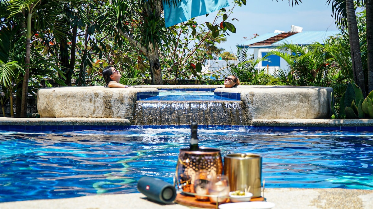 Private Beach Villa in Anza Mactan w/ Ocean View - Villas for Rent in ...
