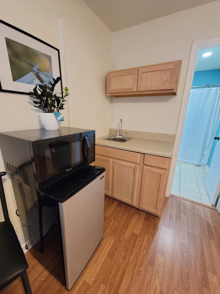 Lovely Private Space Next To Base - Hinesville, GA