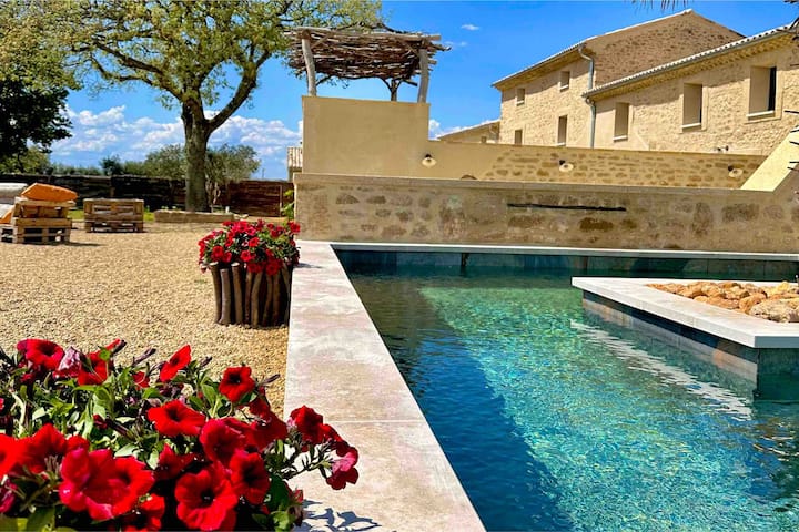 Gîtes Camélia - Suze-la-Rousse