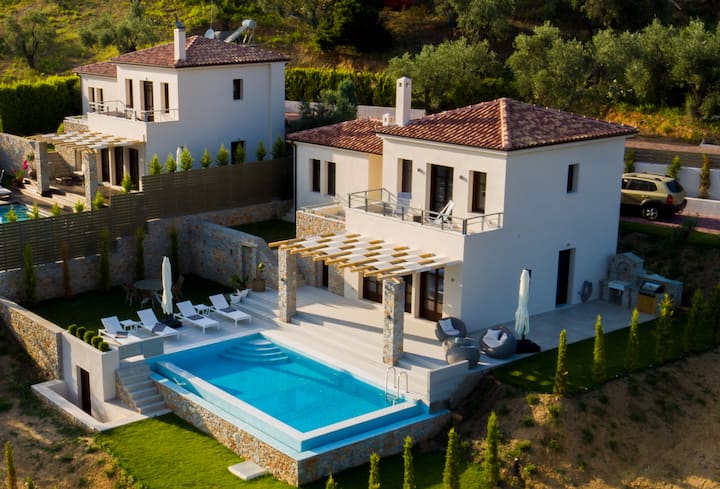 King Size Villas
Modern Style - Skiathos