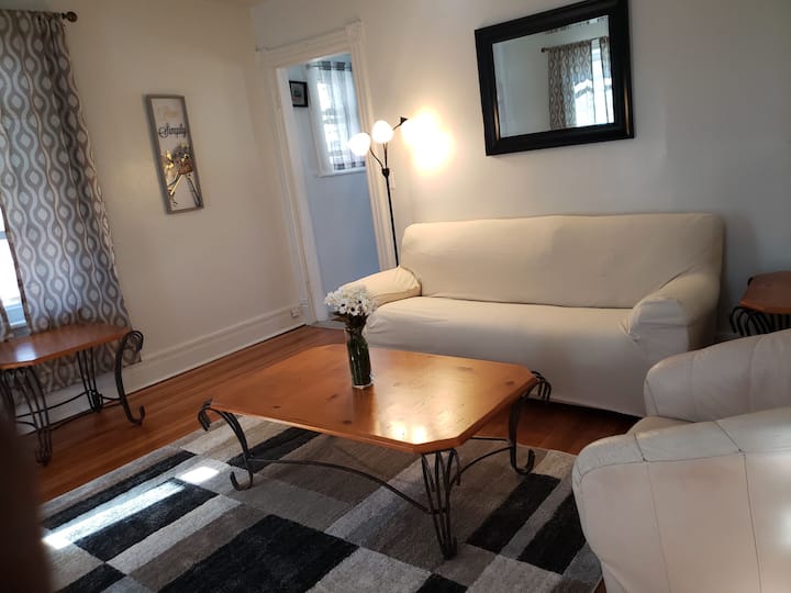 2nd Fl 2br Apt Walking Distance To Westpoint - Bear Mountain, NY