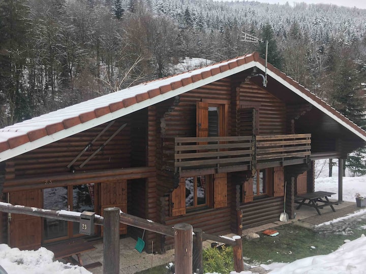Chalet En Rondins De Bois La Marmotte ! - Bussang