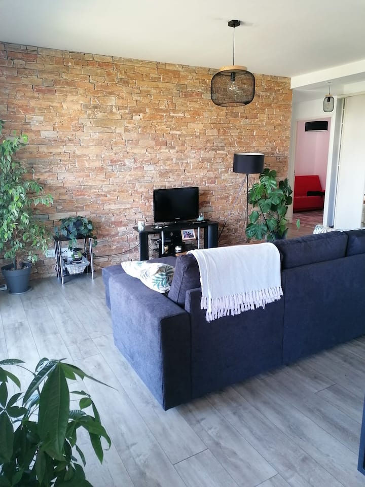 Appartement Proche Bord De Mer Pour 4 à 6 P. - La Ciotat