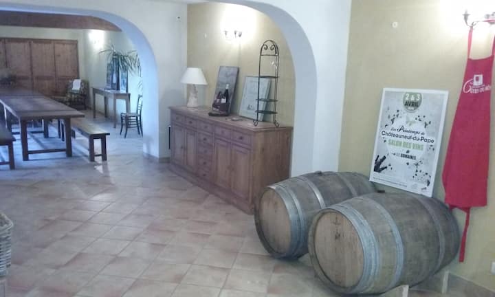 Chambre 3 Pers. Avec Petit-déjeuner Et Dégustation - Châteauneuf-du-Pape