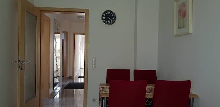 Ferienwohnung Mit Garten & Terrasse - Paderborn