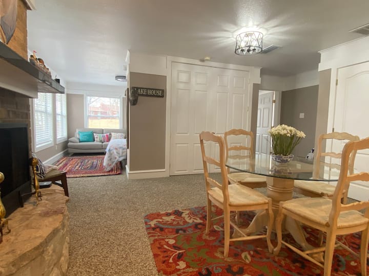 Eagle Mountain Cottage: Enjoy The Peacefulness! - Newark, TX