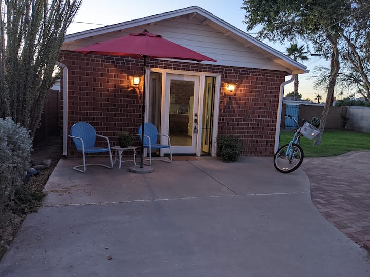 Clean & Quiet Private Guest House Central Phx - Phoenix, AZ