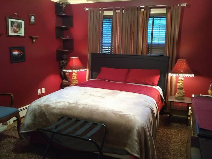 Burgundy Corner - New Canaan, CT