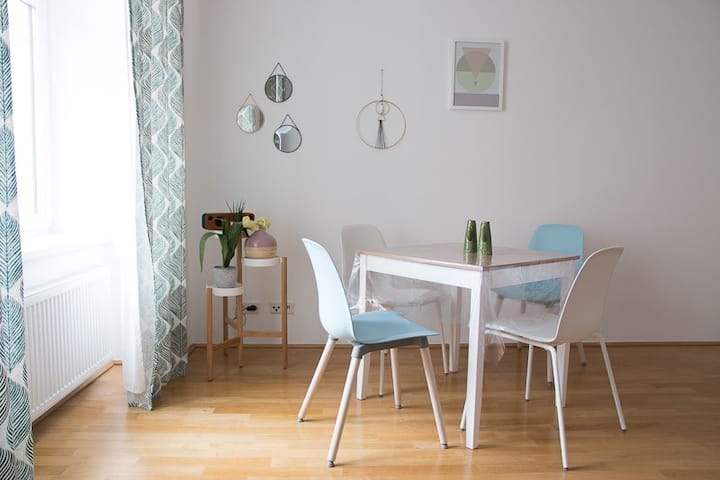 Superhost Cozy 1br Apartment With A/c ヅ(6) - Vienne
