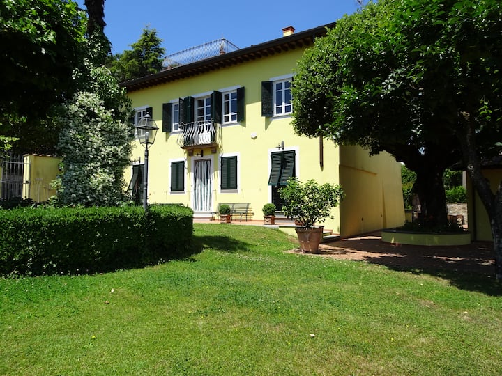 Casa Holtzmann - Monte San Quirico - Lucca - Italien