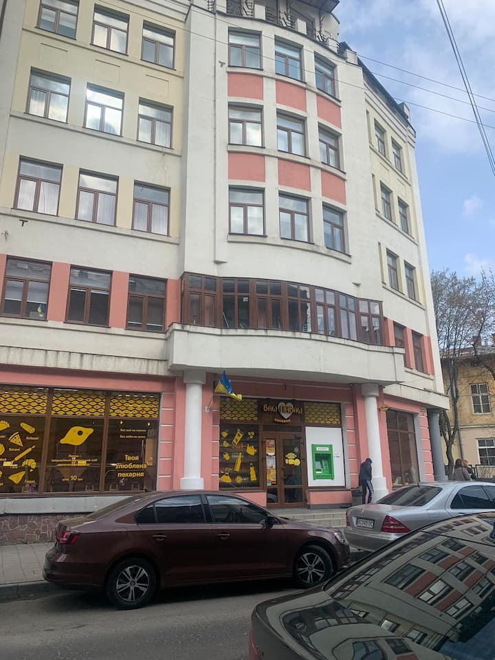 Квартира в центре для большой компании - Lwów