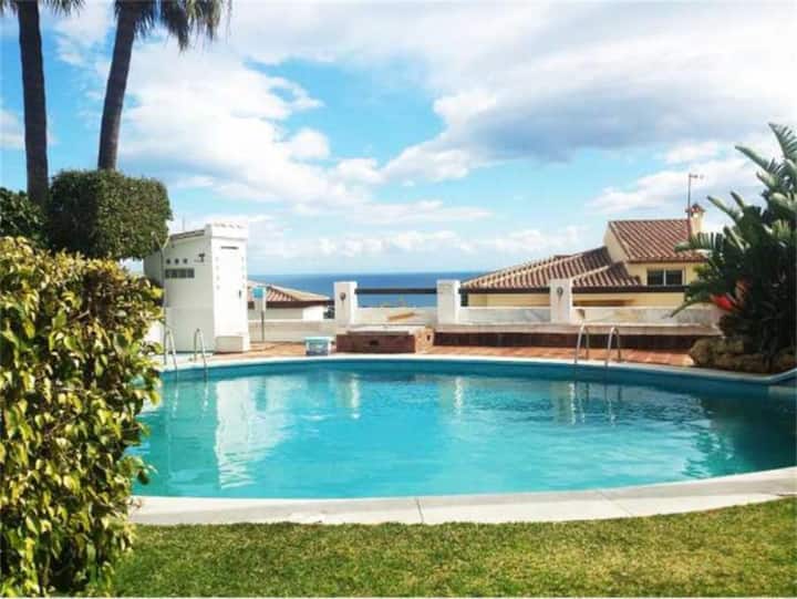 Hogar Con Vistas Al Mar Cerca Playas De Marbella - La Cala de Mijas