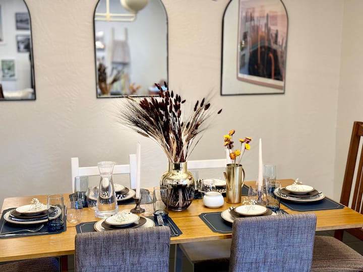 2,000+sqft | Free Late Check Out| 2 Car Garage - Oklahoma City, OK