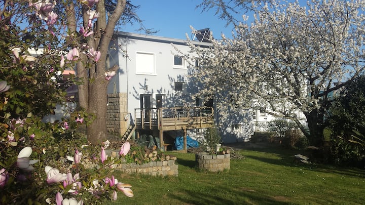 Charmante Maison, Jardin En Plein Cœur De Lorient - Lorient