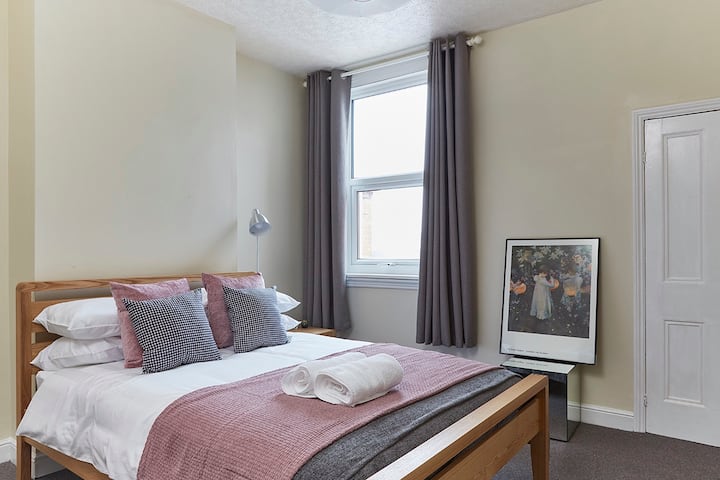 Immaculate House Near Nec/bhx/city Centre - Solihull