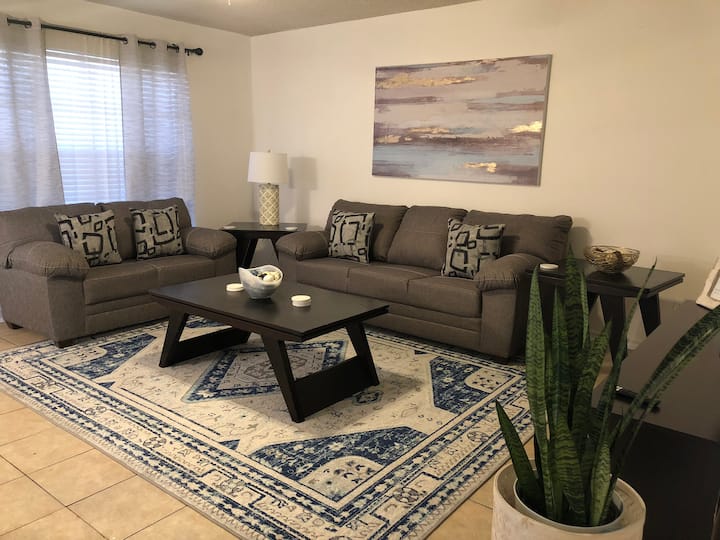 5 Min To Mall,airport,hospital Mcallen Palm Oasis - McAllen
