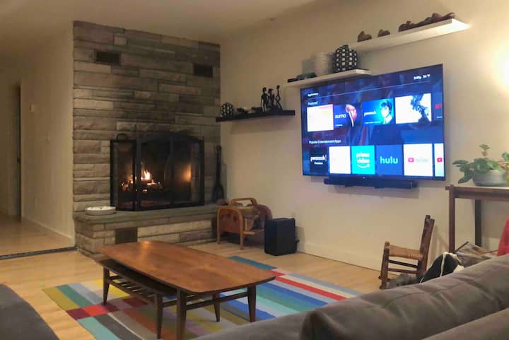 Rock Steady - Panoramic Ocean Front Home - Lynn