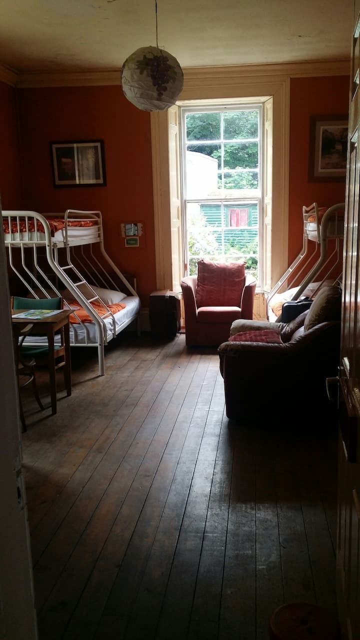 "Connemara Bunkbed For 4" - Clifden