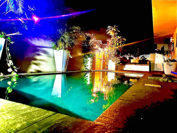 Fanta Sea Beach House 5 Min Walk To The Beach. - San Juan