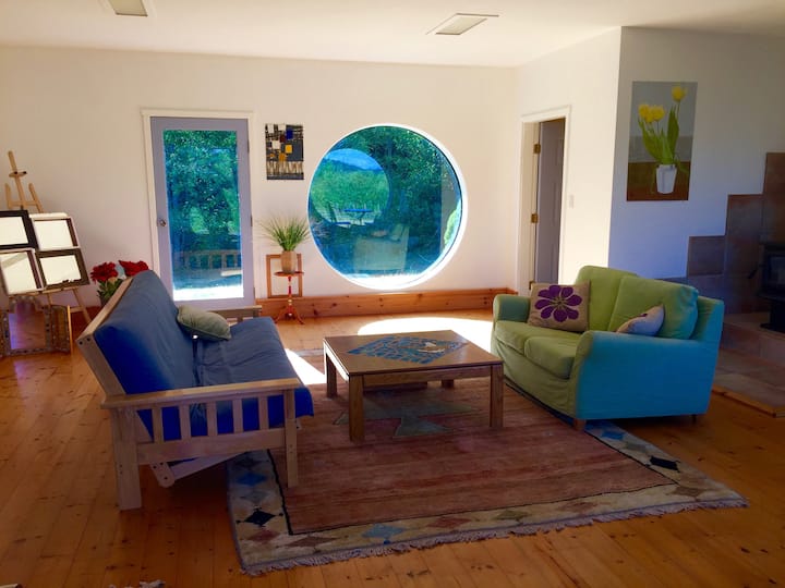 Rosie's Studio - Salt Spring Island