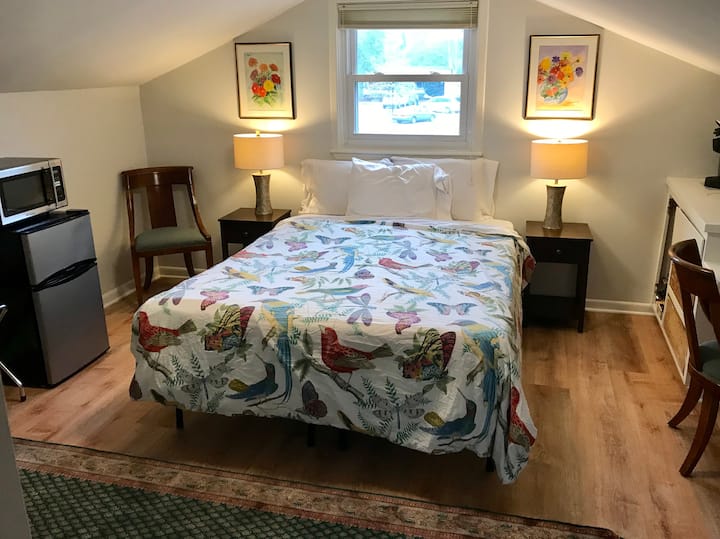 Cozy Retreat Close To The Beach - Mount Pleasant, SC