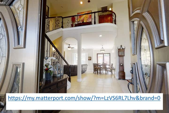 Spacious Ocean View Getaway, Walk To Beach - Encinitas, CA