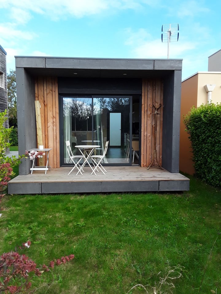 Joli Studio En Bois. - Plérin