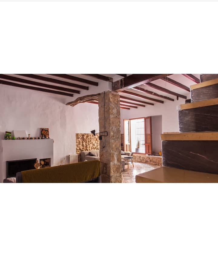 Casa De Pueblo - Orba